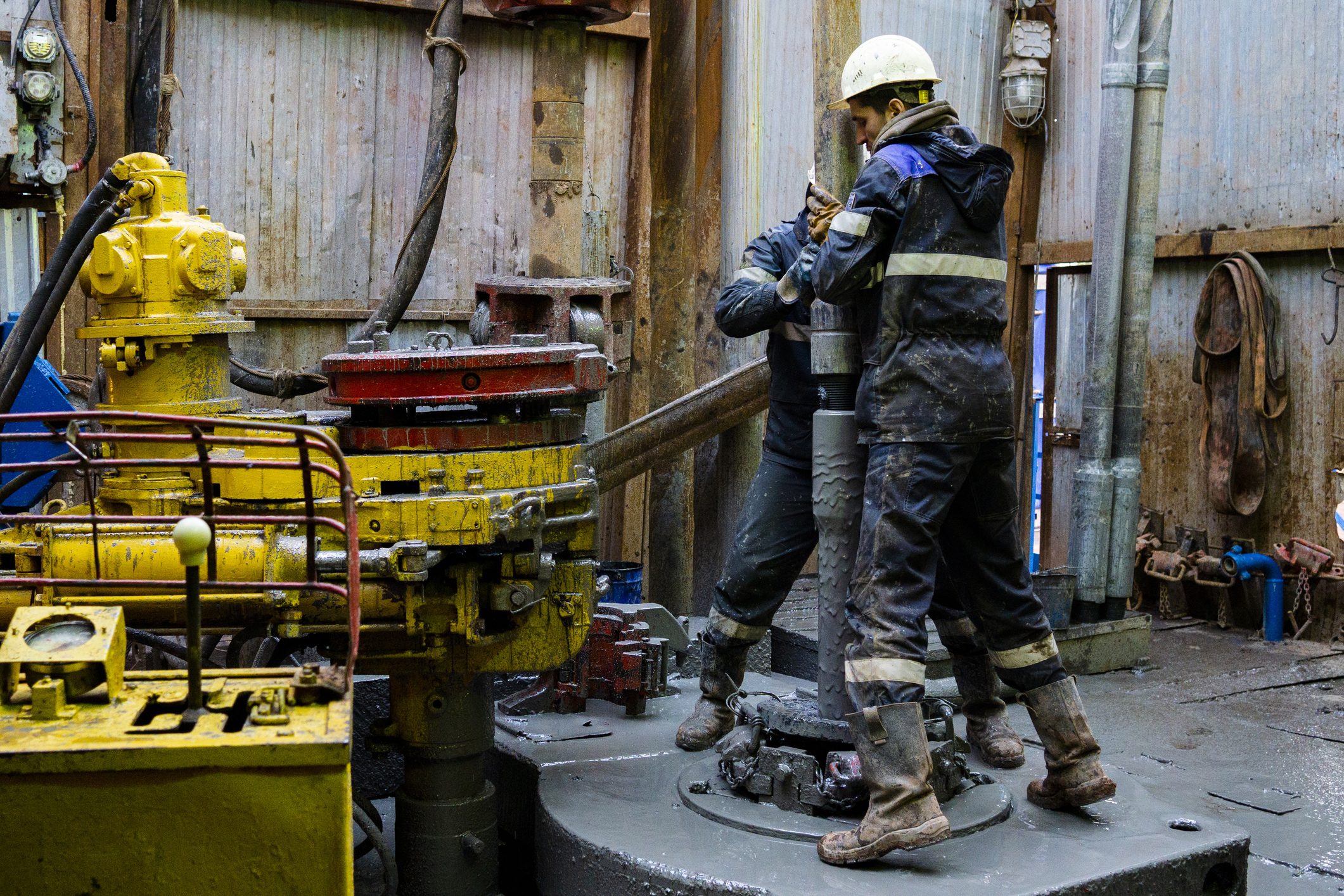 Oil Field Injuries: What You Need To Know - Carrigan & Anderson Law Firm